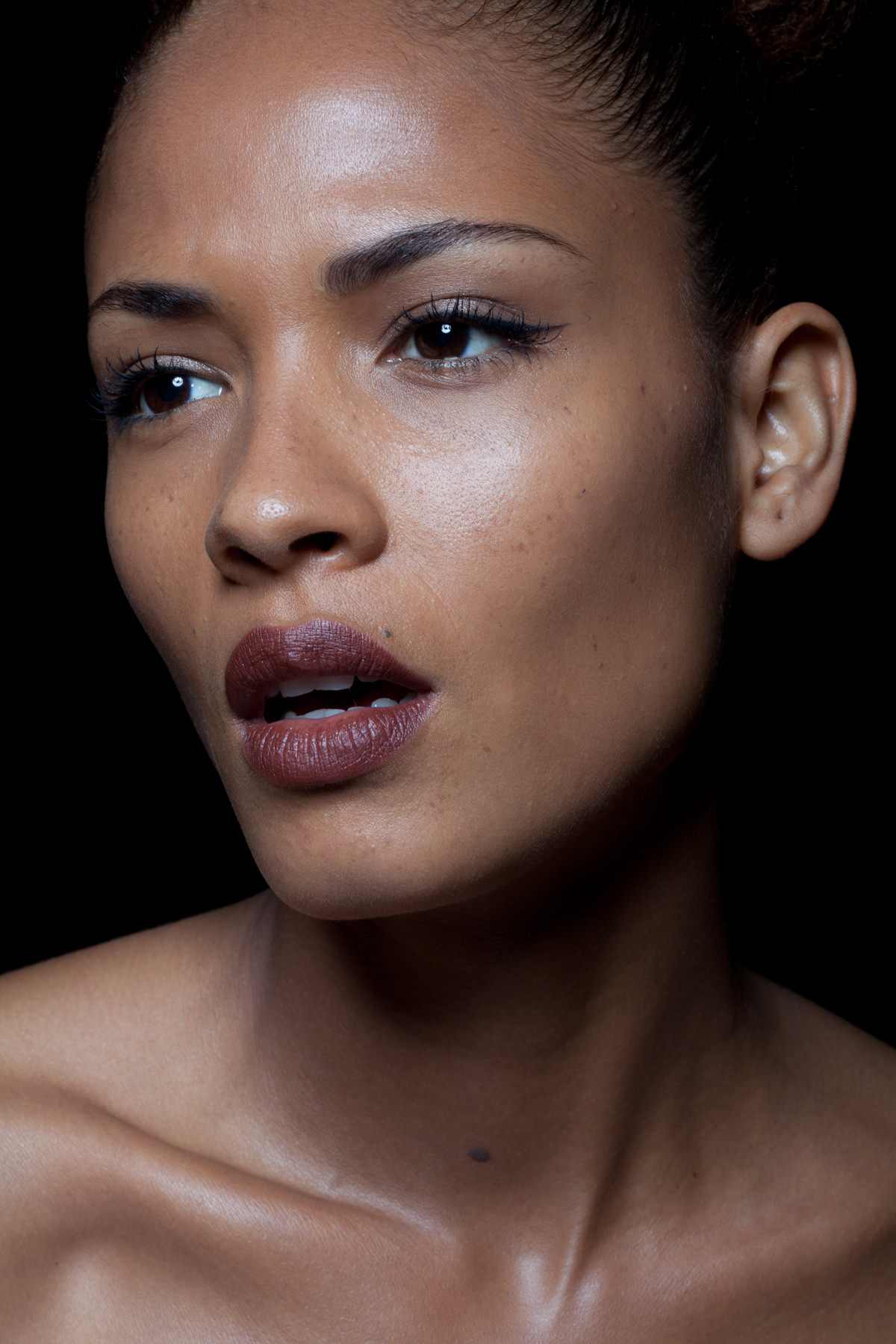 Dark Skinned Black Model - Elizabeth Waterman